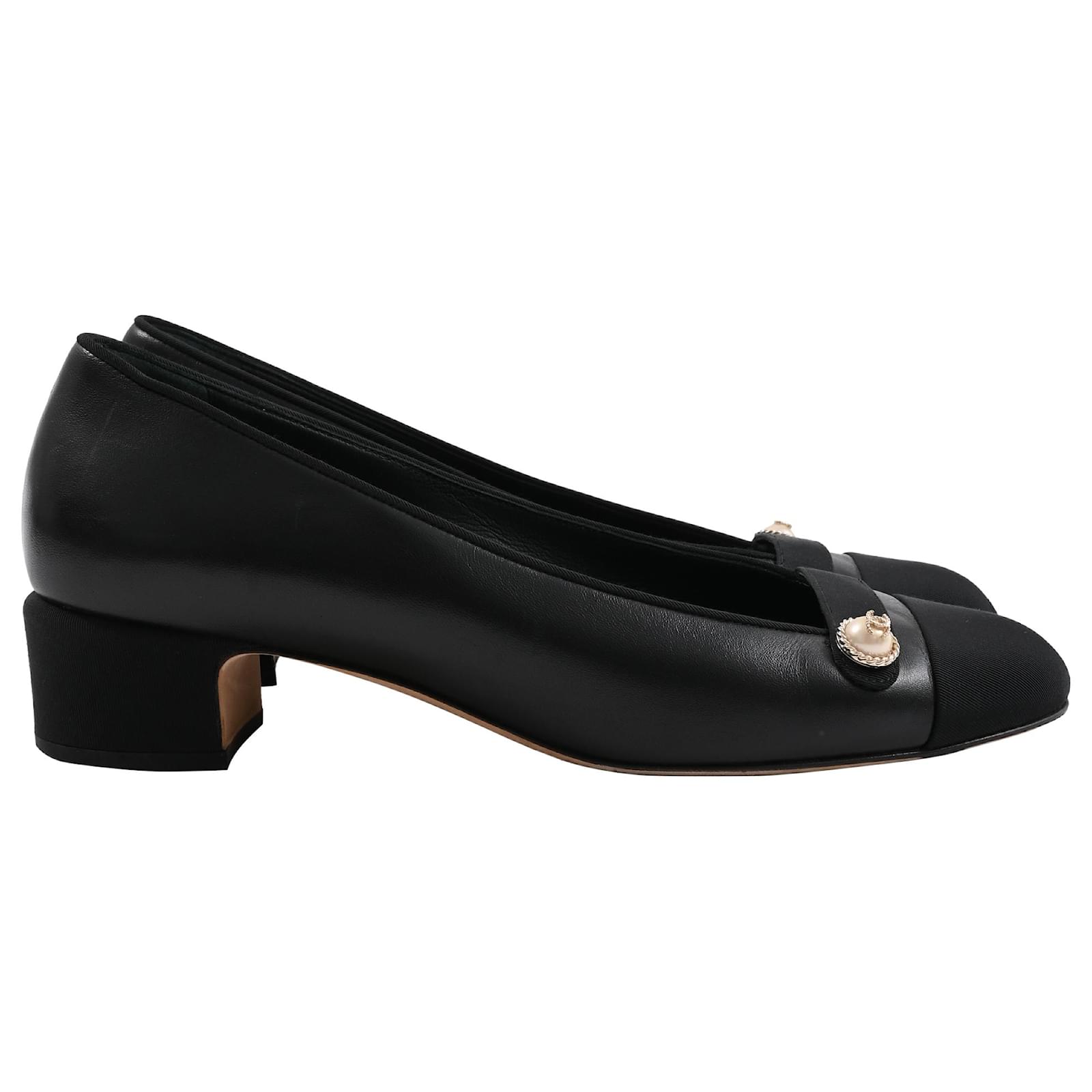 Timeless Chanel Cap Toe CC Pearl Detail Ballet Flats in Black Leather ...
