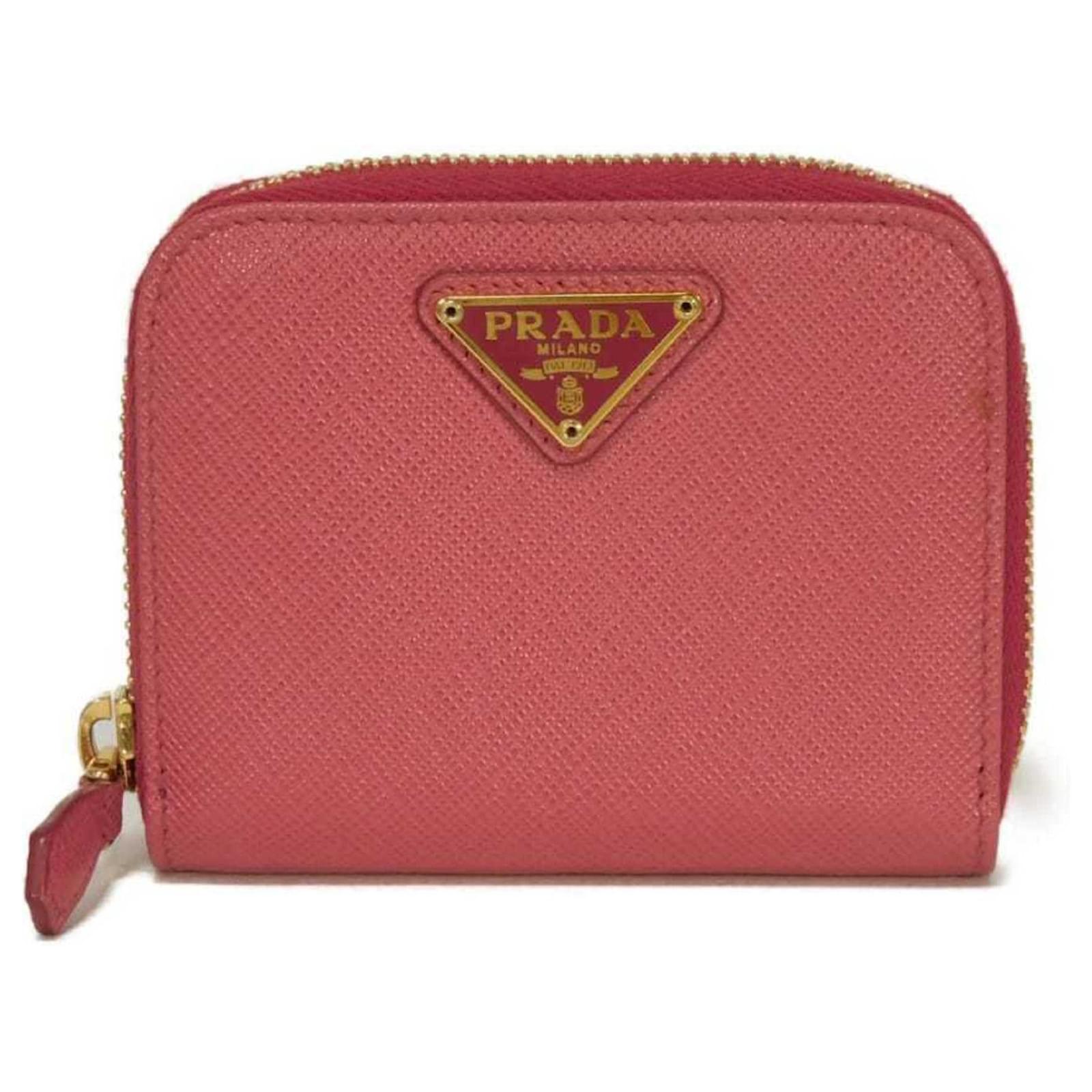 Prada Saffiano Leather Coin Purse Pink ref.2614000 - Joli Closet