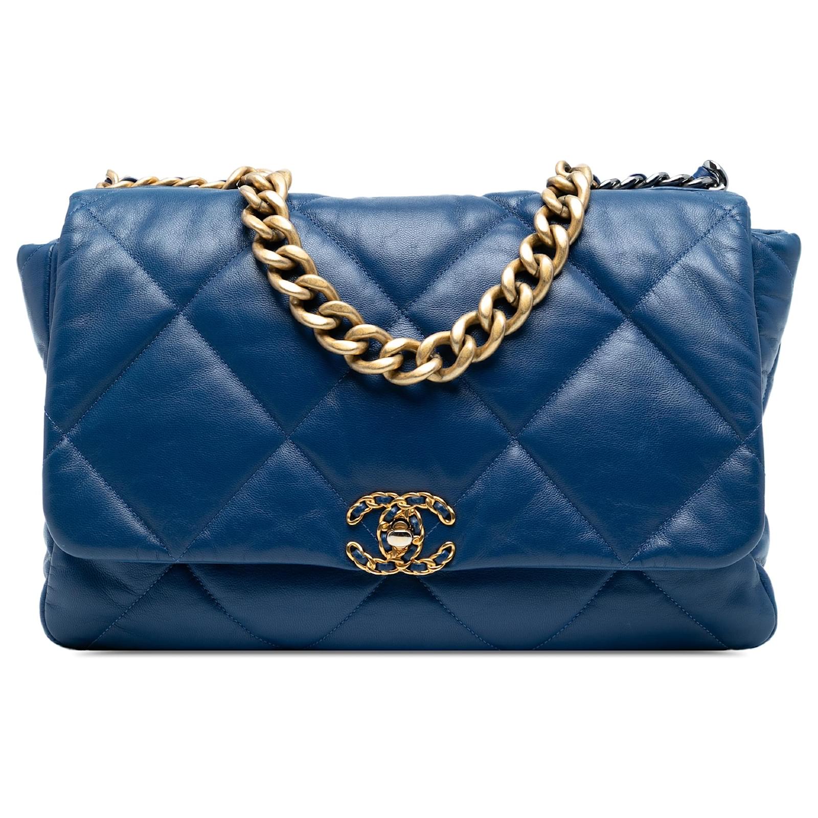 Chanel Blue Maxi Lambskin 19 Flap Leather ref.2614601 - Joli Closet