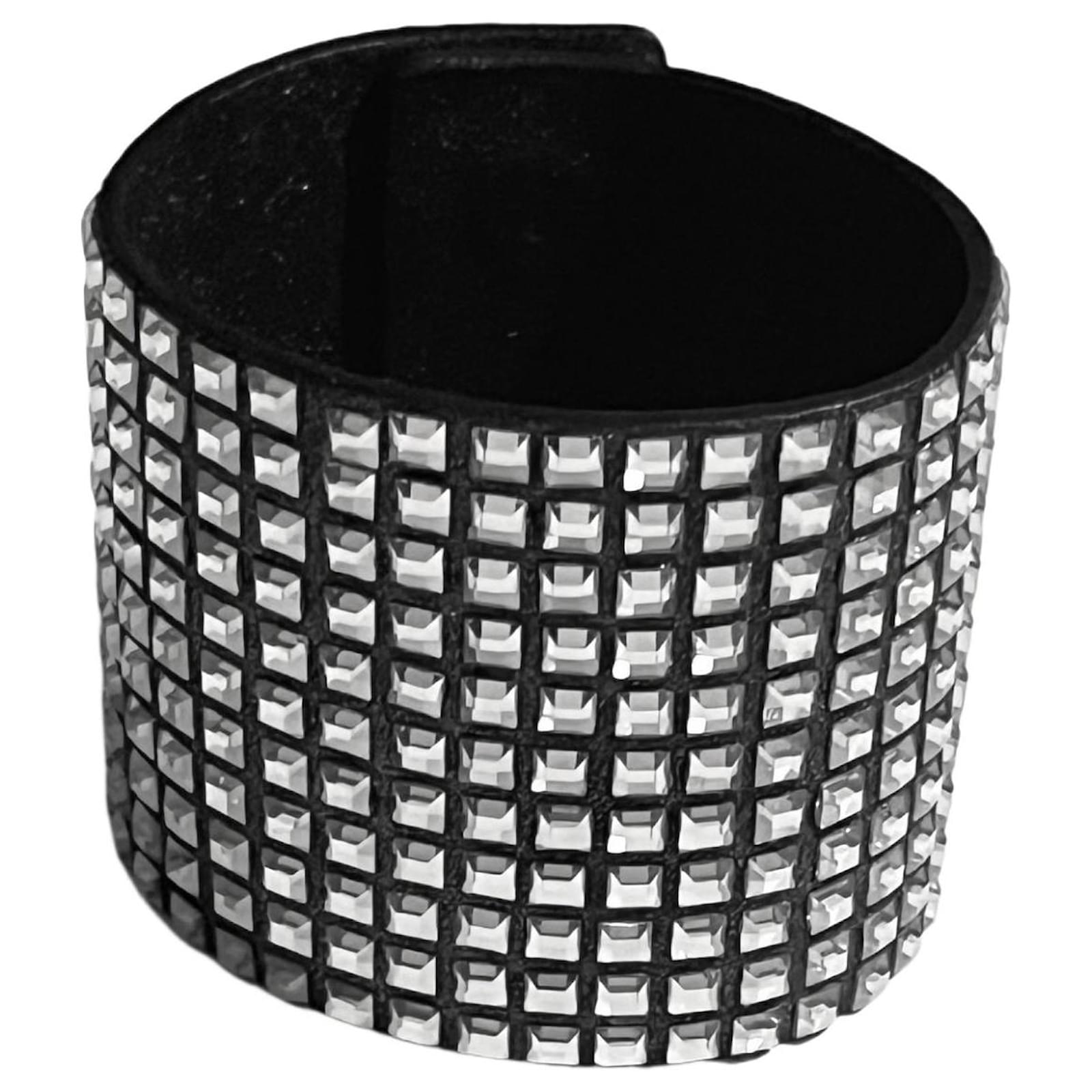 Balmain Crystal & Leather Cuff Bracelet Silvery ref.2619362 - Joli Closet