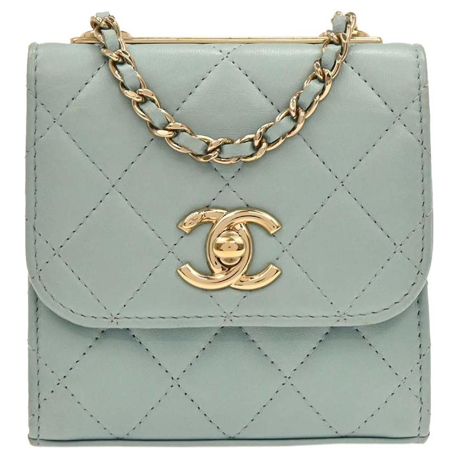 Chanel Trendy CC Clutch with Chain Quilted Lambskin Small Blue Leather ...