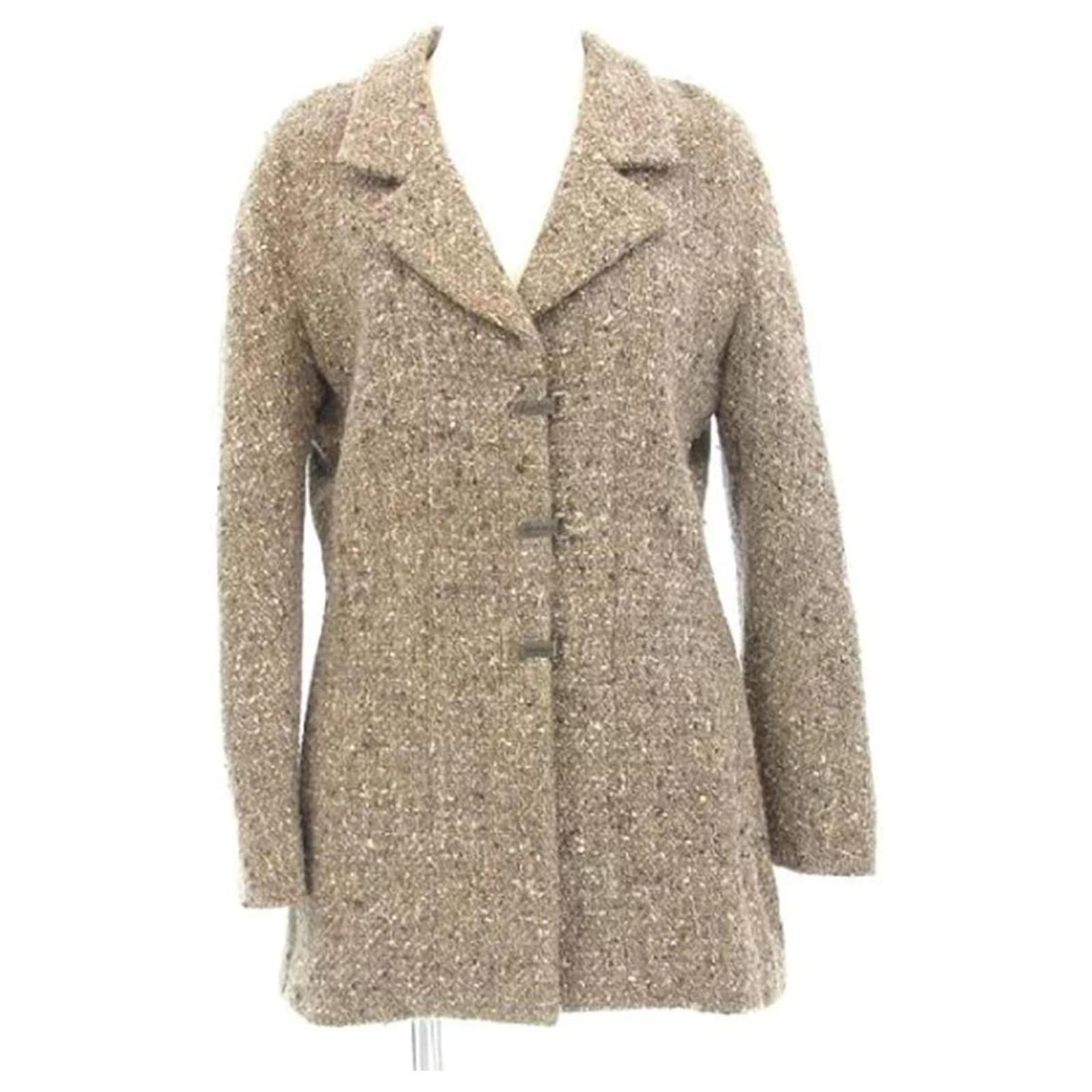 Chanel Wool Tweed Jacket ref.2628945 - Joli Closet