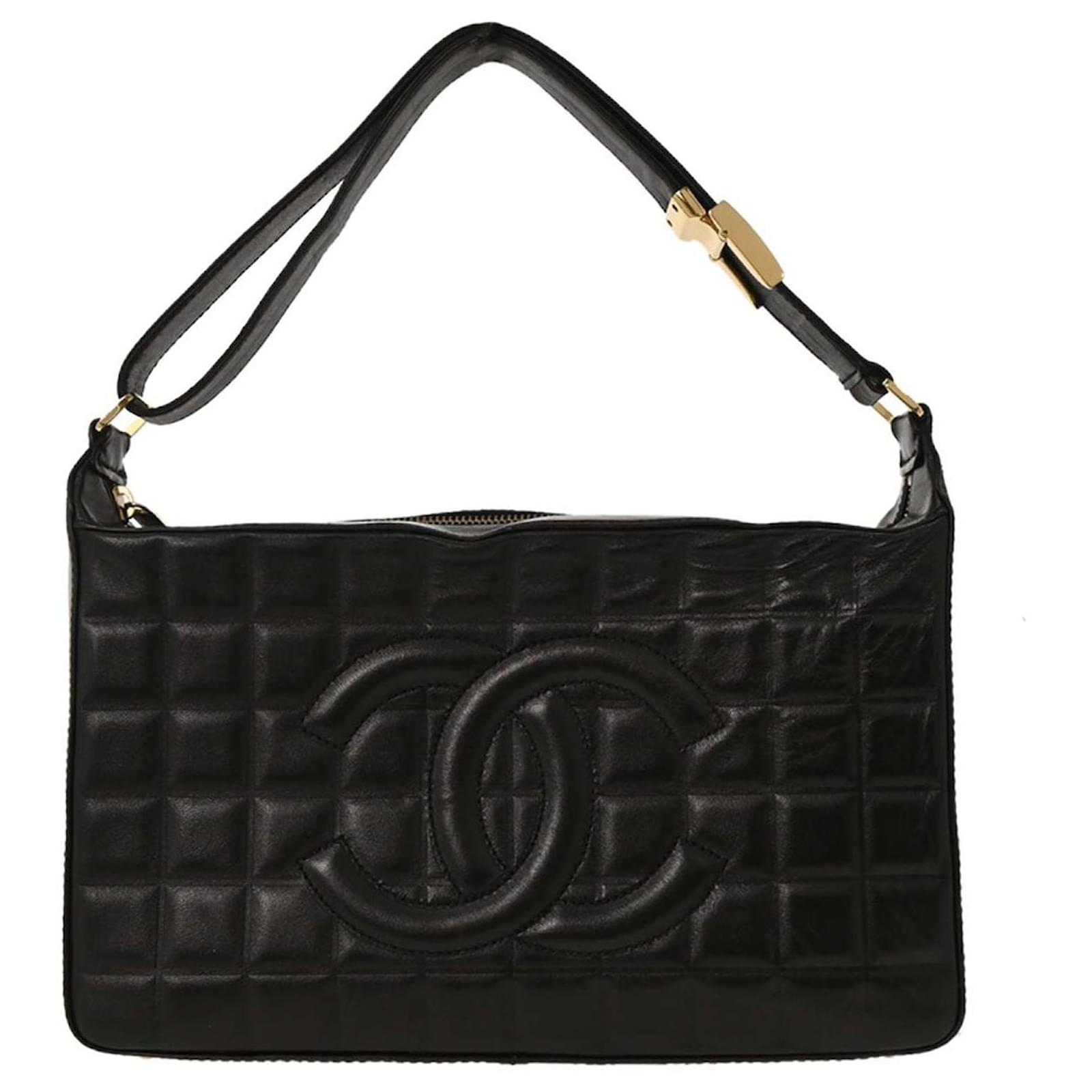 Chanel Chocolate Bar CC Handbag Quilted Lambskin Black Leather ref ...