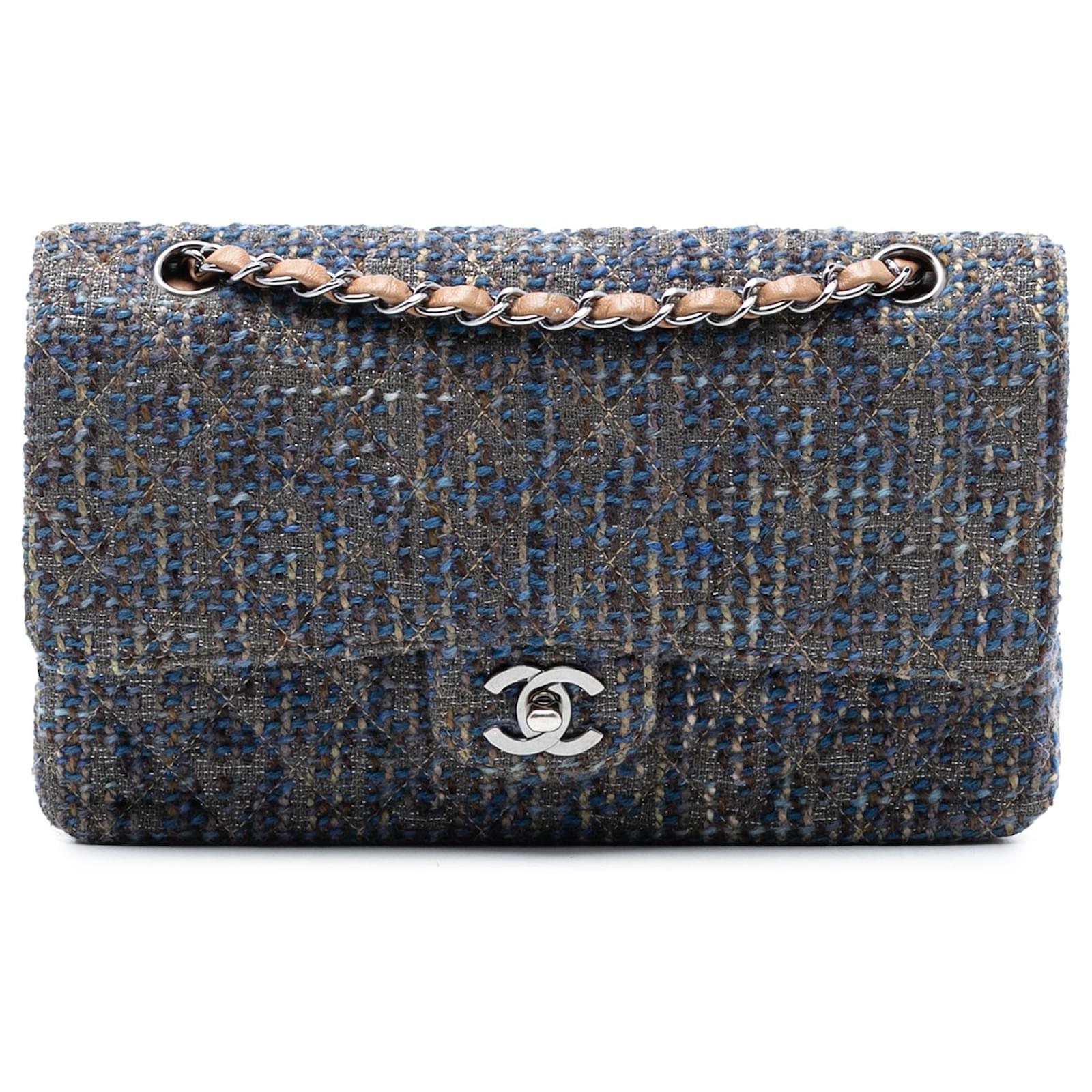 Chanel Blue Medium Classic Tweed Double Flap Cloth ref.2658137 - Joli ...