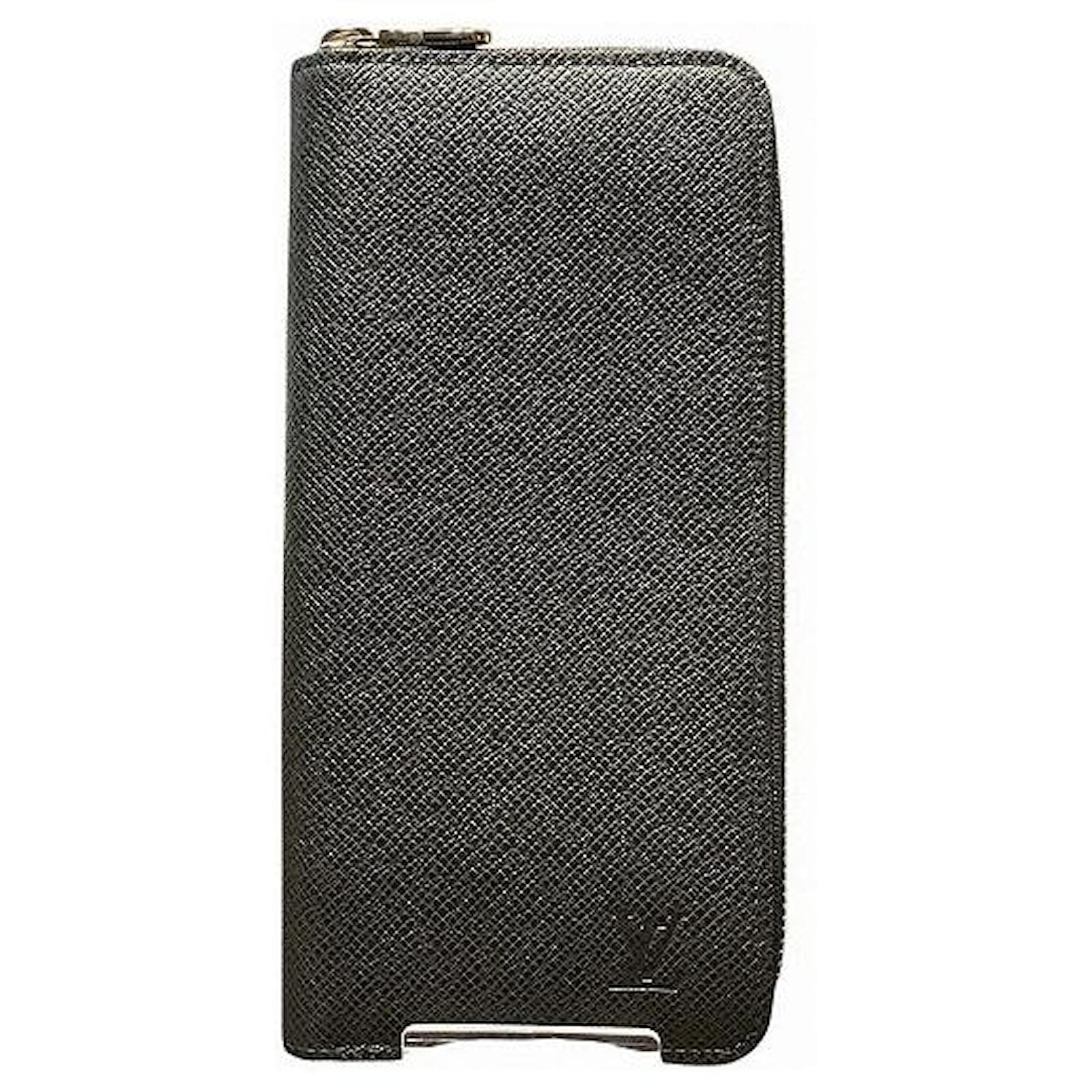 Louis Vuitton Vertical Taiga Long Wallet Blue Leather ref.2678643 ...