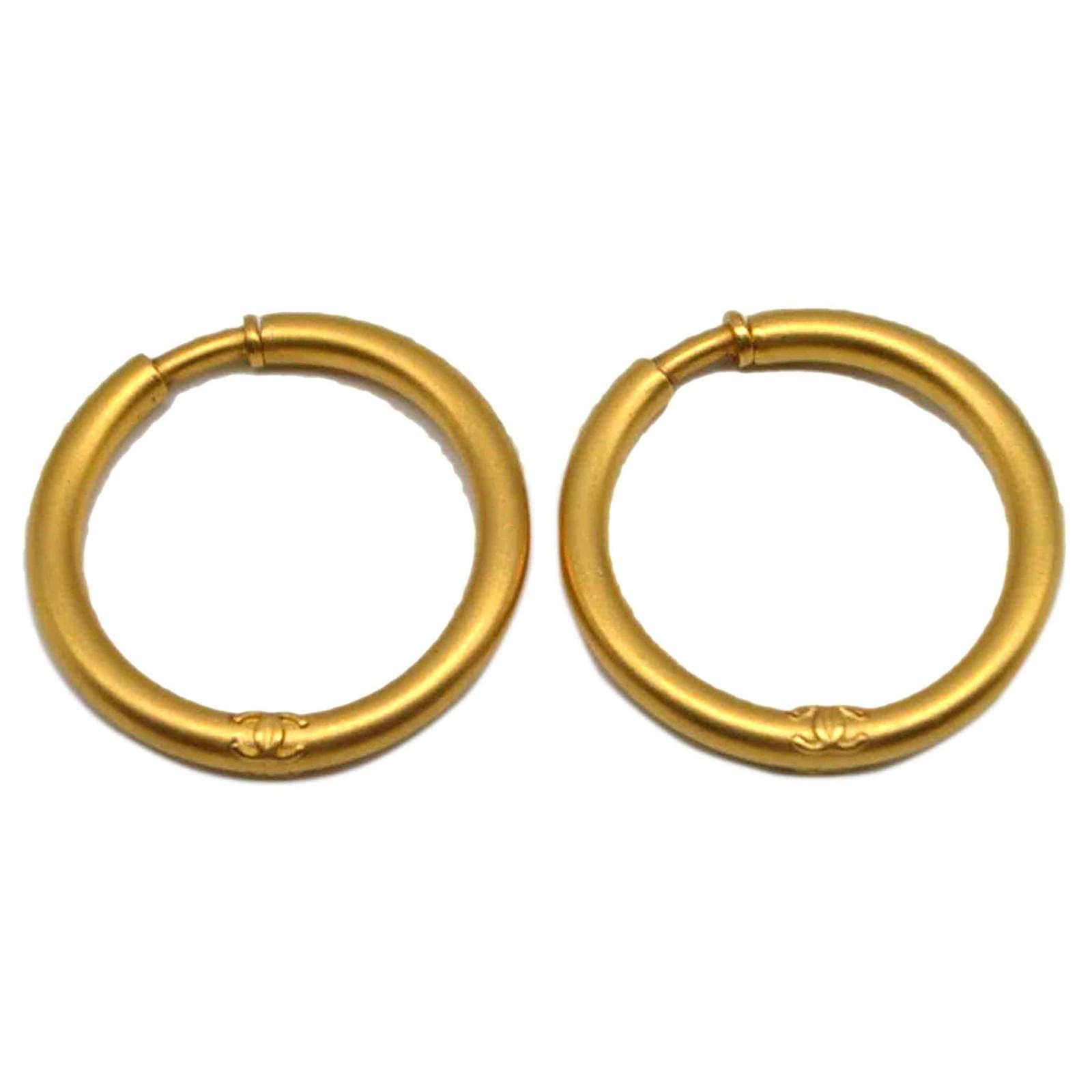 Chanel Coco Mark Hoop Earrings Gold Golden Metallic Metal ref.2679569 ...