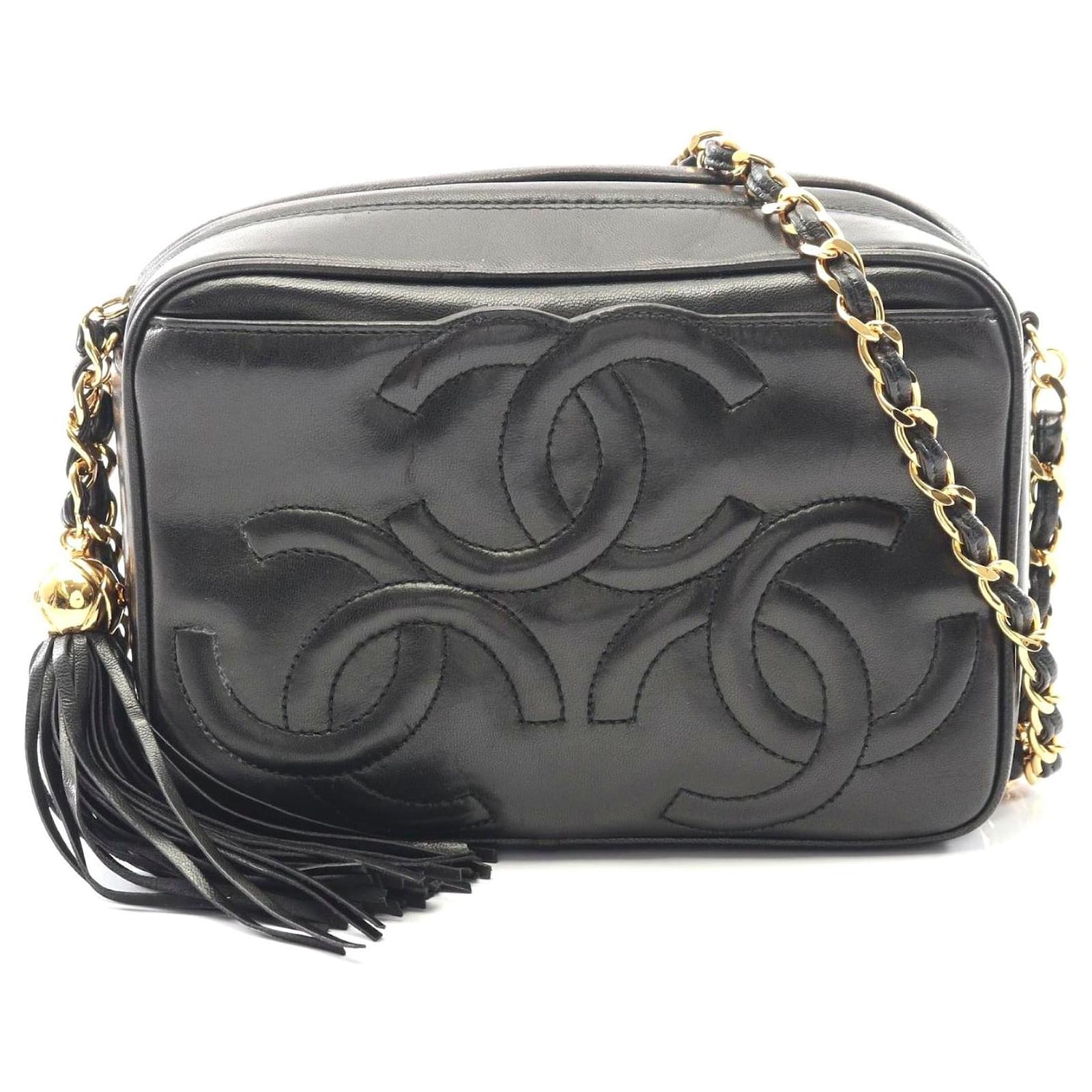 Sac à main épaule Chanel Triple Coco en cuir d'agneau Noir ref.2711414 ...